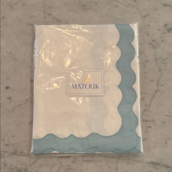 Matouk | Bedding | Matouk White And Blue Scalloped Std Sham Lagoon | Poshmark